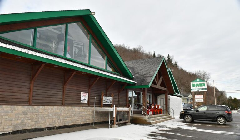 Our branches: visit us in store! | BMR Eugène Monette